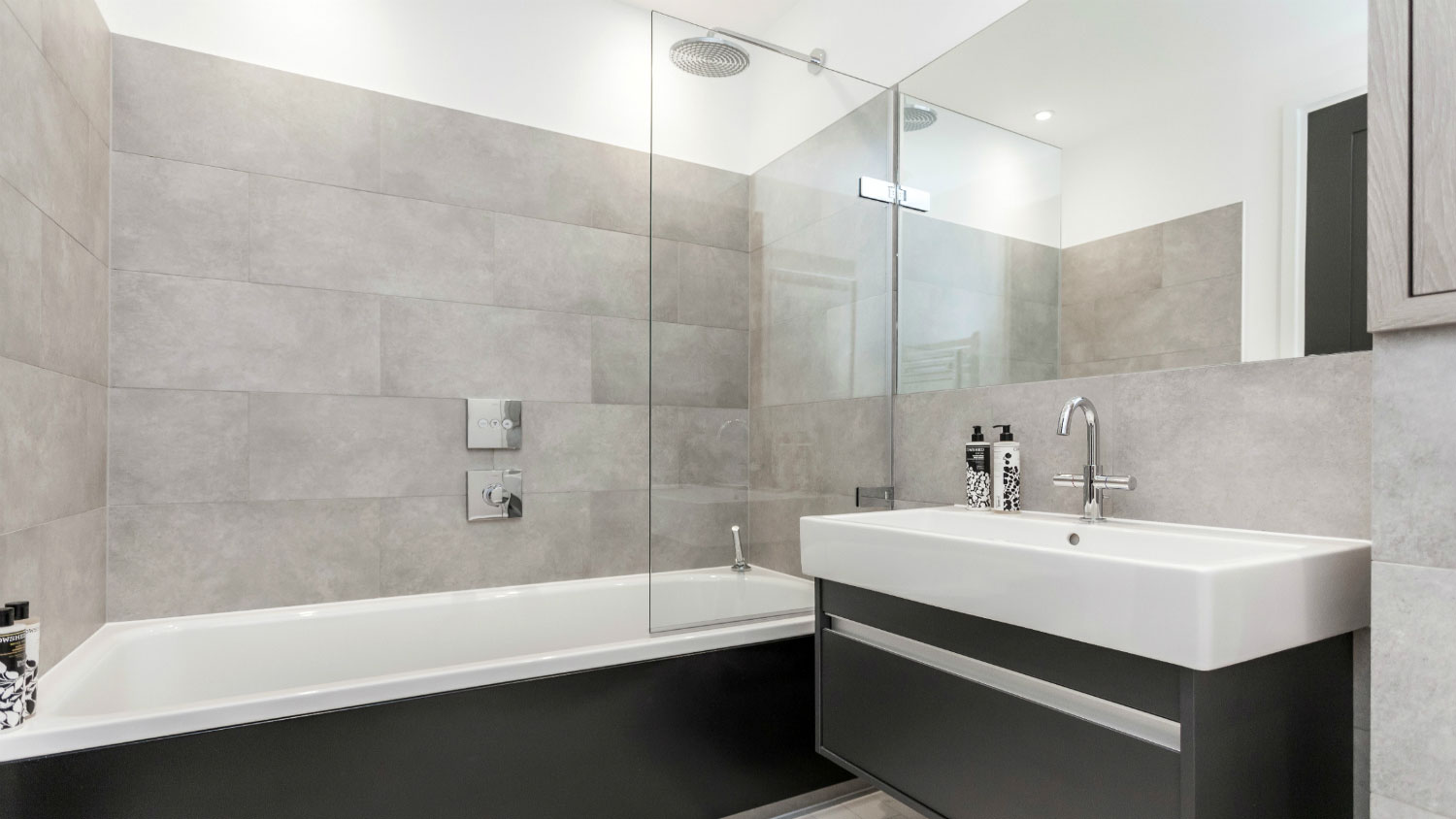 Shower Enclosures – Saper Glass